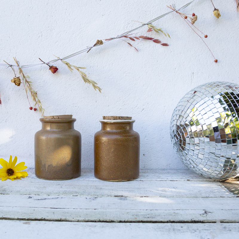 2 pots en grès avec couvercle liège